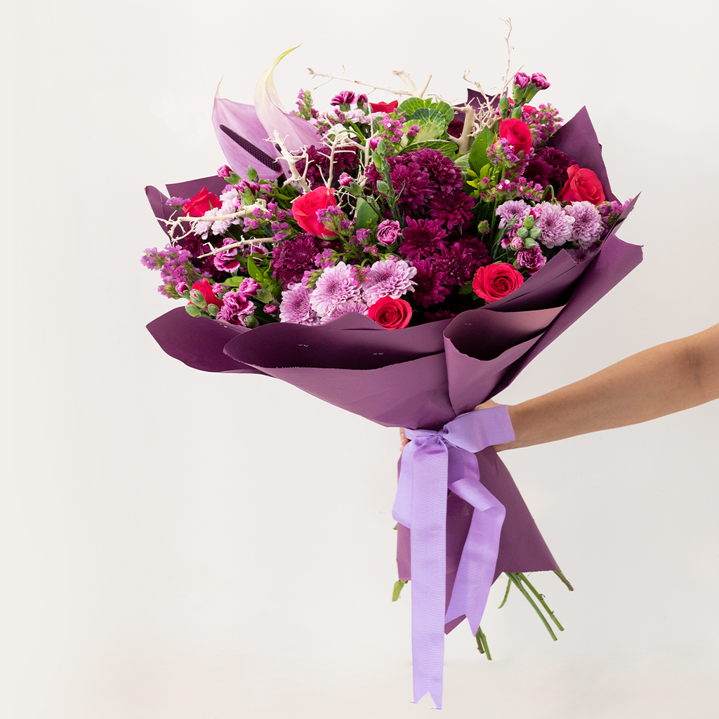 Buy Mauvelous Fresh Flowers in Bangalore - Farmerr – farmerr.in